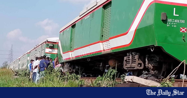 Dhaka’s rail link with northern districts restored after 9 hours | The ...