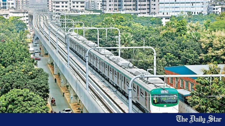 Metro rail disruption today | Metro rail disrupted for 15 minutes as ...
