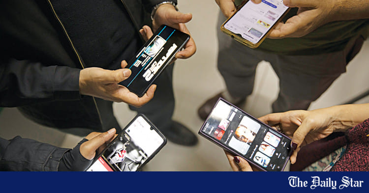 Pocket revolution: Smartphone convergence in the 21st century | The ...