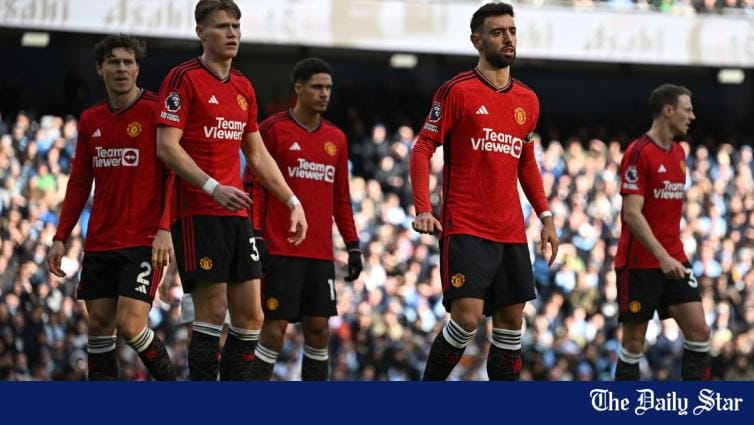 Man Utd face uphill task to reach Champions League, admits Fernandes ...