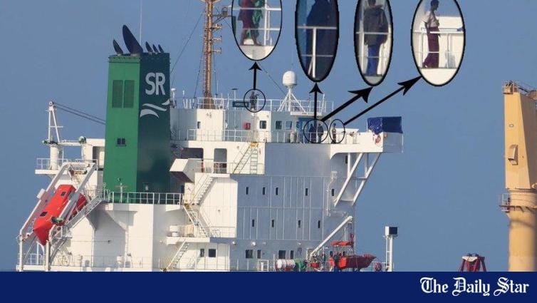 Hijacked MV Abdullah: Pirates make first contact | Somali Pirates ...