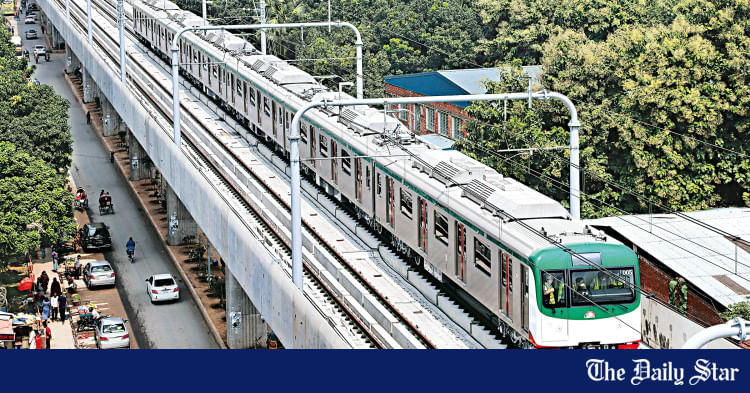 Metro Rail Daily Passengers Record | Metro rail sets new record with ...