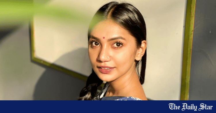 Sunerah Binte Kamal makes her drama debut | Daily Star