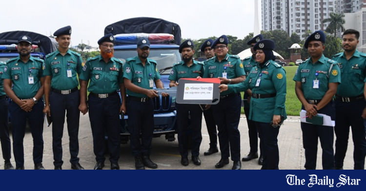 DMP police stations to get 50 new cars | The Daily Star