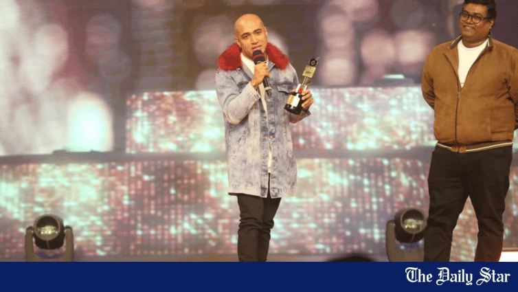 Jon Kabir wins Best Podcast Creator Award