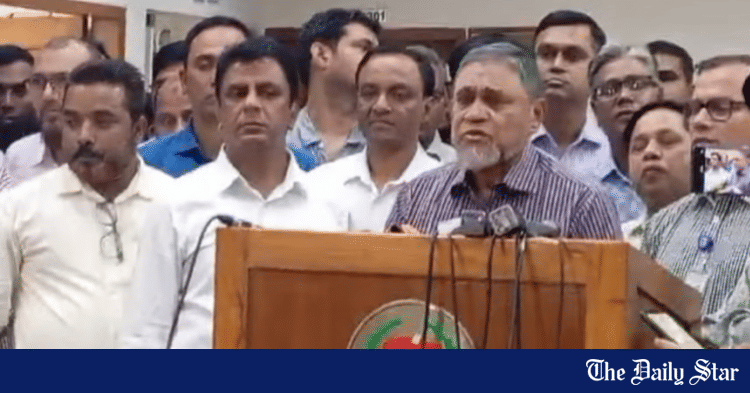 Bangladesh Election Commission Workers Protest | EC workers stage ...