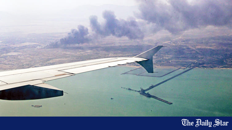 Fire still blazing as toll hits 28 | The Daily Star
