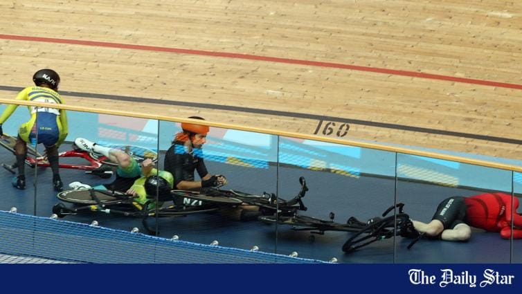 Velodrome crash leaves many injured | The Daily Star