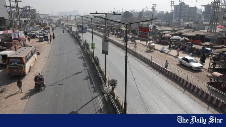 Commuters suffer as fewer buses ply city roads | The Daily Star