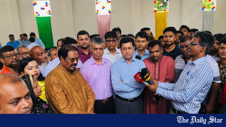 DSCC to build roads in 18 new wards based on DAP: Taposh | The Daily Star