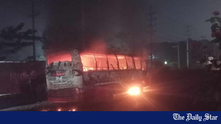 Bus set on fire in Ashulia | The Daily Star