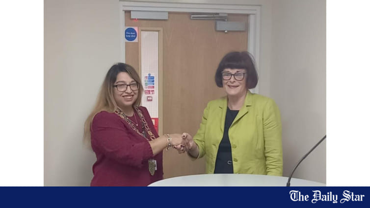 Nasima Begum elected mayor of Lowestoft | The Daily Star