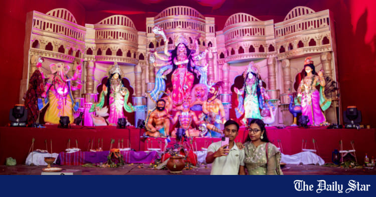 A visitor’s guide to Durga Puja mandaps | The Daily Star
