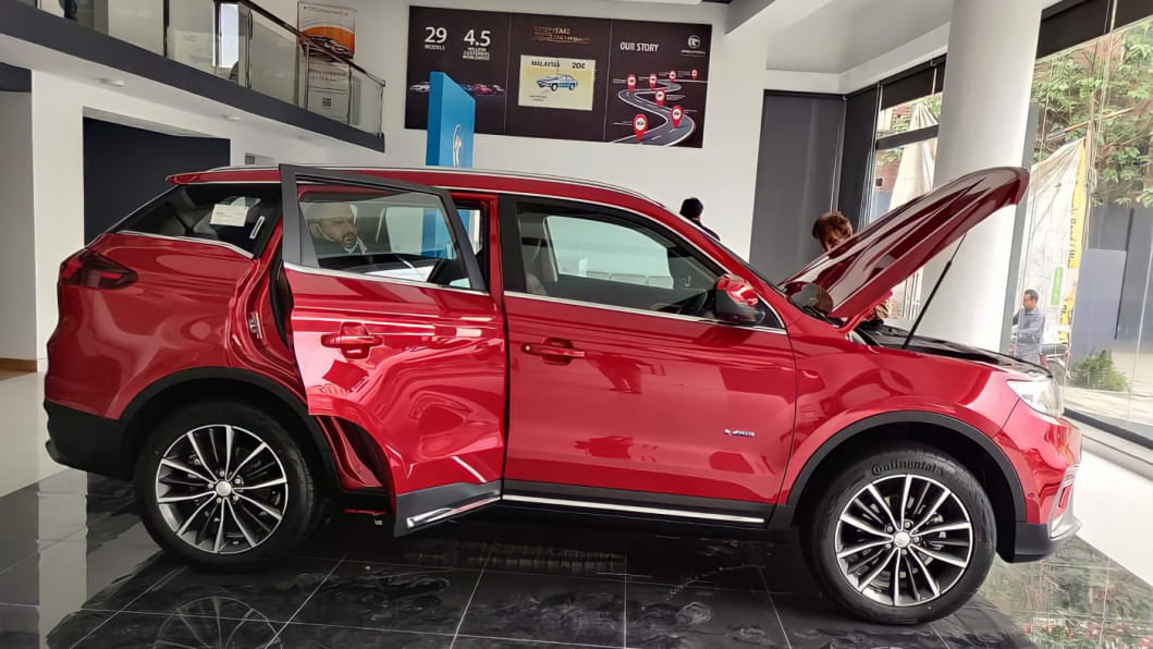 PHP brings ‘Talking Car’ | The Daily Star