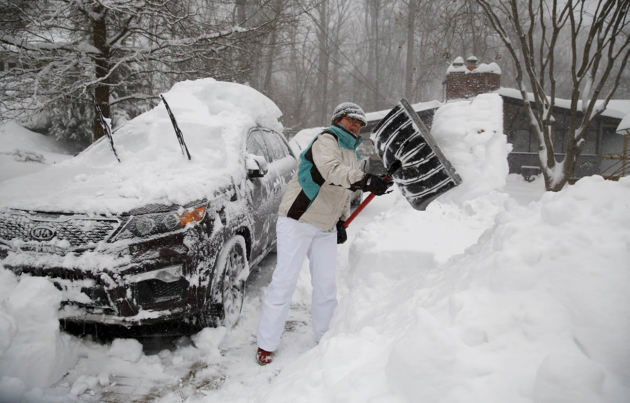 15 dead as colossal blizzard shuts down eastern US | The Daily Star